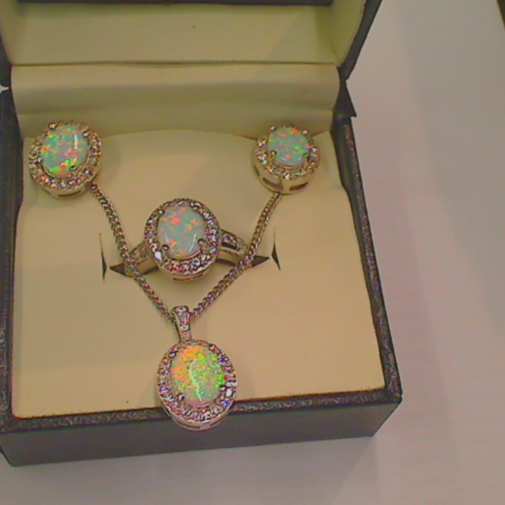 The Truth Behind Synthetic Opal - How To Stay Safe While Shopping ...